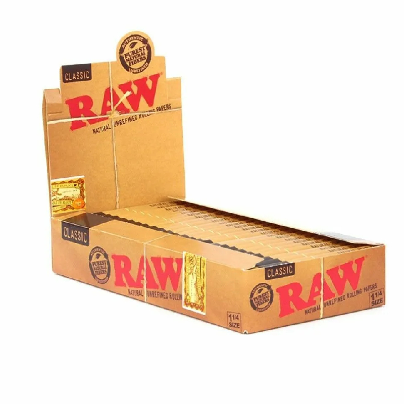 RAW 1.25 CLASSIC ROLLING PAPERS 24 PER BOX | Gotham Distro